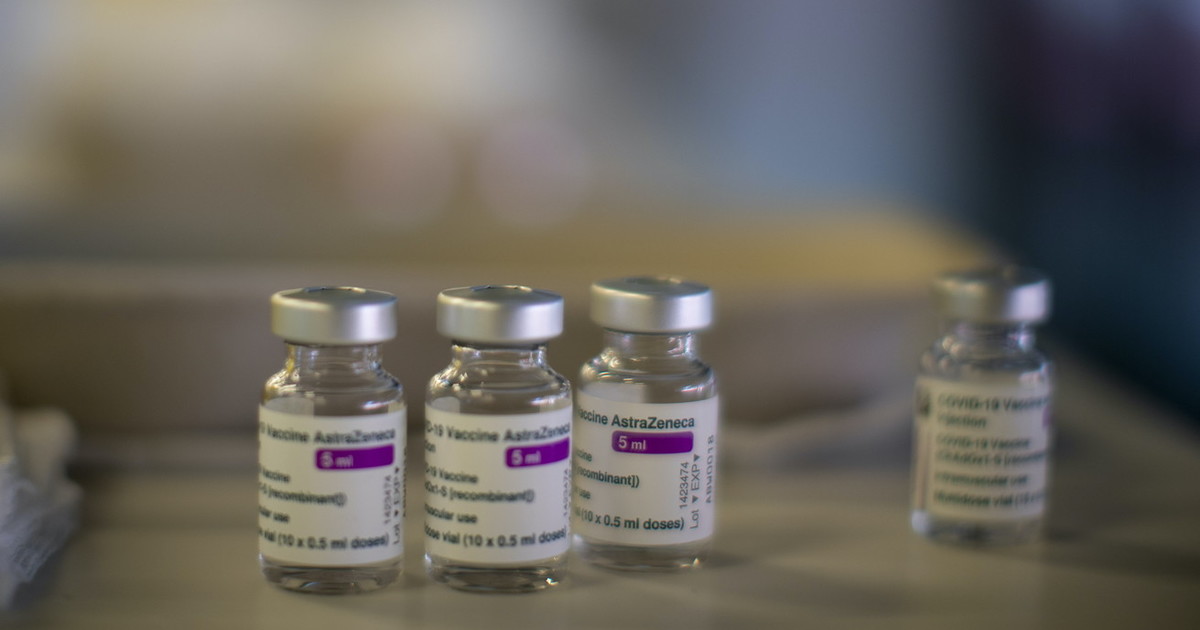 AstraZeneca cambia nome: ora è Vaxzevria. Ecco il nuovo bugiardino solo ...