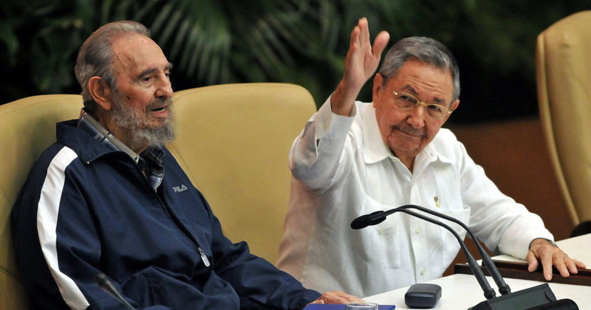 Cuba, finisce l'era Castro: il fratello di Fidel si dimette da ...