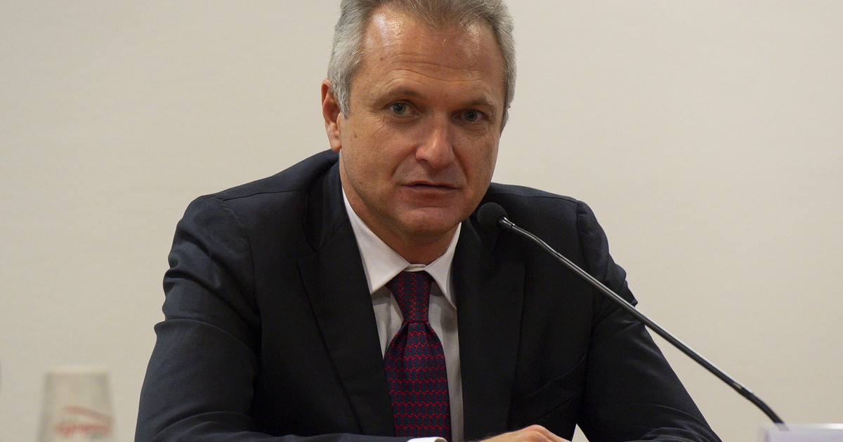Più fondi per Guido Fienga, ormai ex ceo della Roma. Con lui c'è ...