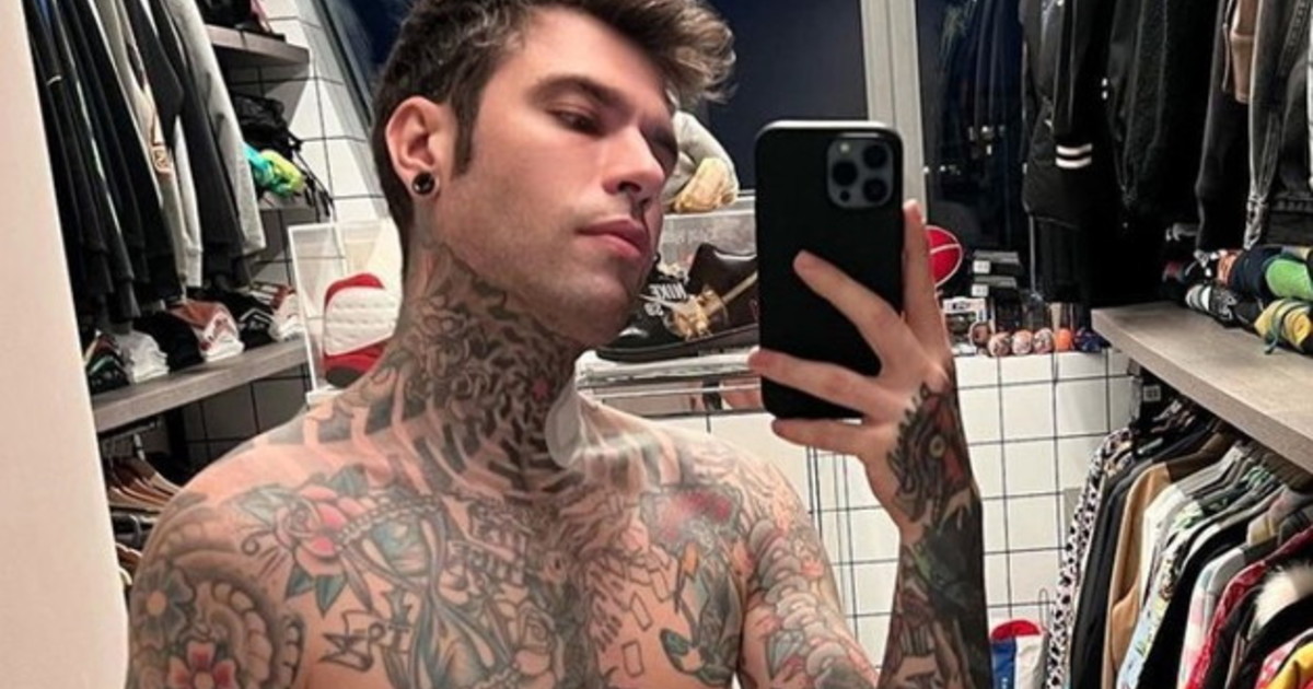 Fedez e la foto del fisico dopo l'operazione: "Quasi dieci chili". Il ...