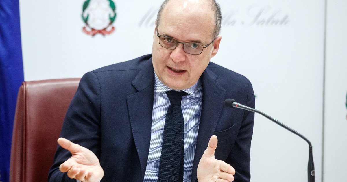 Il direttore generale dell'Aifa Magrini stupisce tutti: “Quarta dose di ... Il direttore generale dell'Aifa Magrini stupisce tutti: “Quarta dose di ...