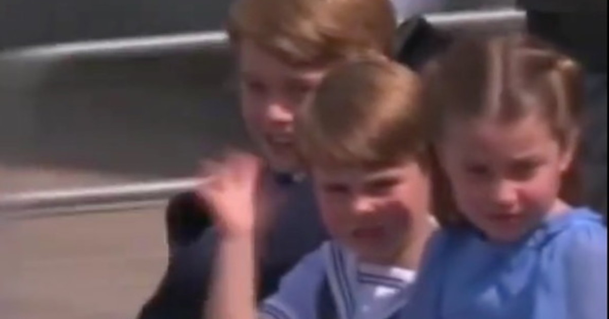 Trooping the colour 2022, Charlotte bacchetta Louis in carrozza: il ...