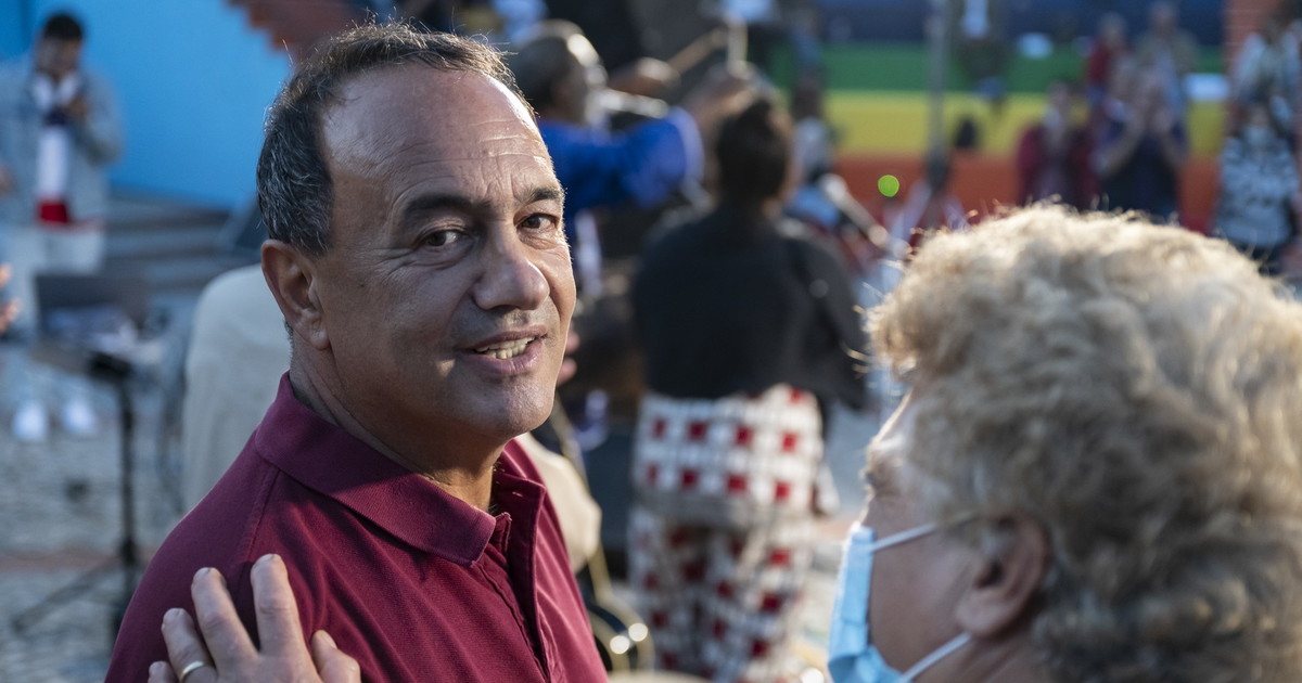 Mimmo Lucano, in Appello chiesti 10 anni e cinque mesi per l'ex sindaco ...