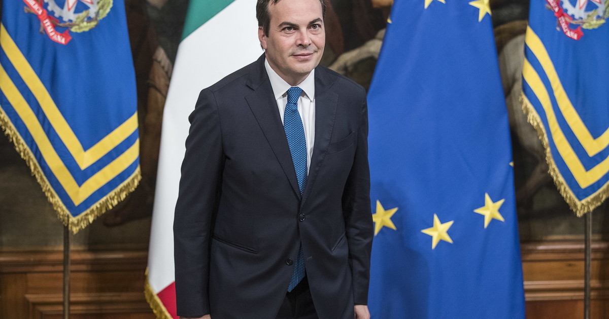 Niente Bonaccini o Schlein, la sinistra del Pd punta su Enzo Amendola ...