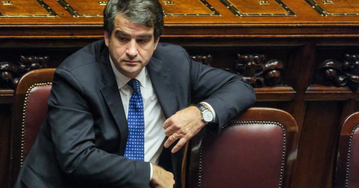 L'Europa aumenta del 20% le multe all'Italia. Fitto ai ministri: "Non ...