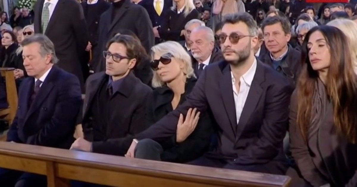 Funerali Maurizio Costanzo, la figlia: "Con Sordi e Gassman talk-show ...