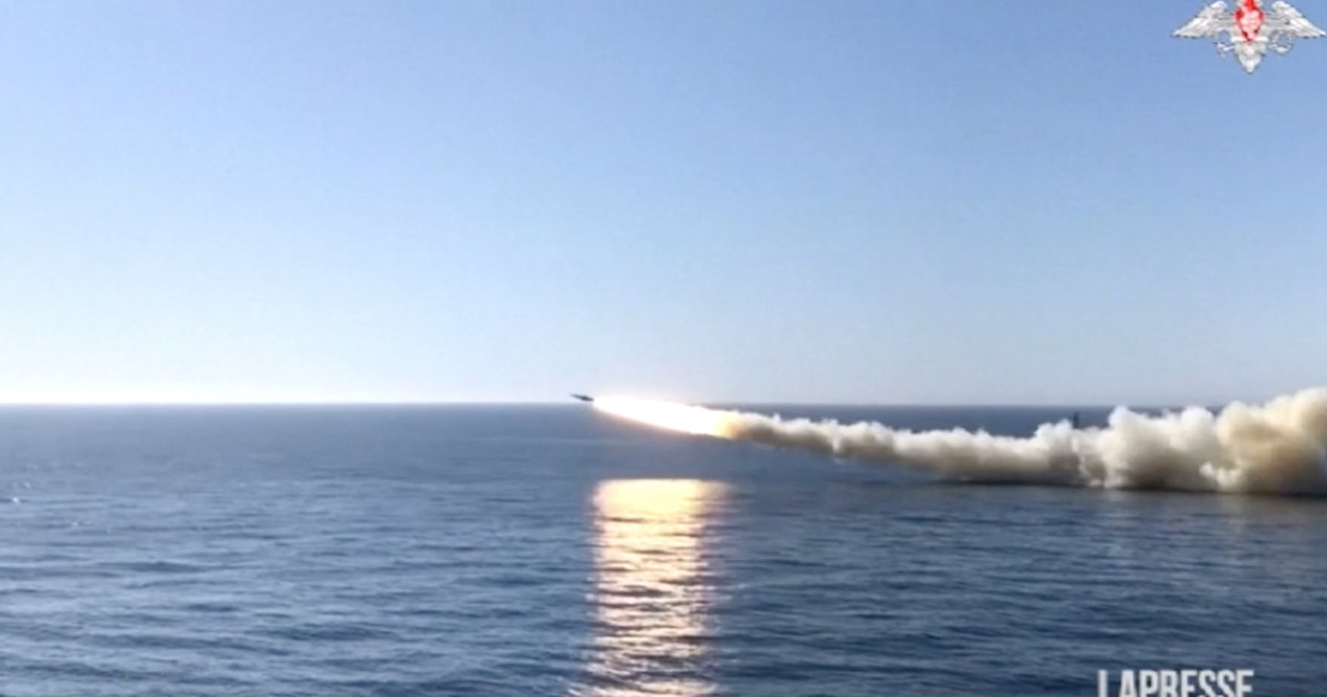 Russia, esercitazioni navali senza sosta: terrore per il missile Moskit ...