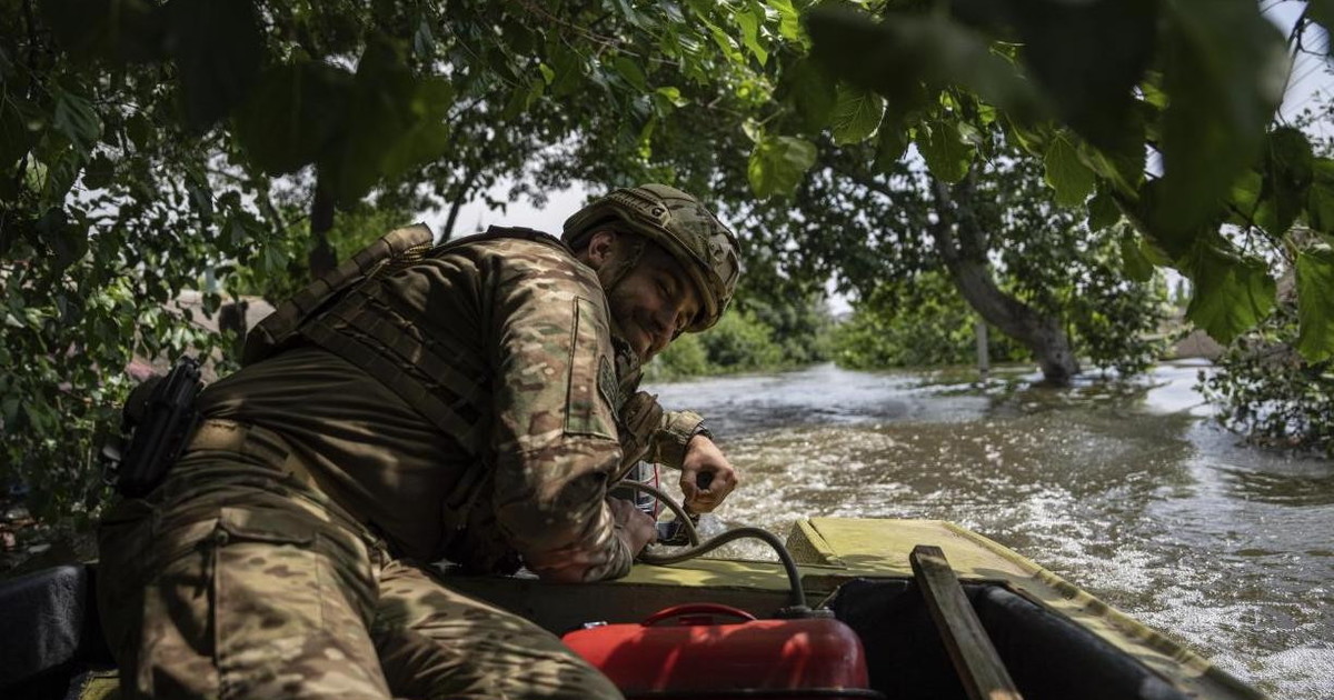 Ucraina, distrutta un'altra diga. "I russi vogliono fermare la ...