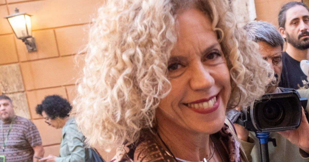 Monica Cirinnà, com'è finita con i soldi nella cuccia del cane: "Noi ...