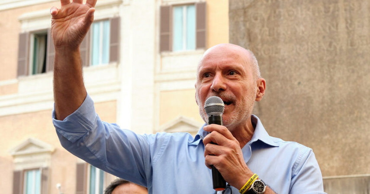 Open arms, depone De Falco: "Cosa mi disse Trenta", scoppia il caso ...