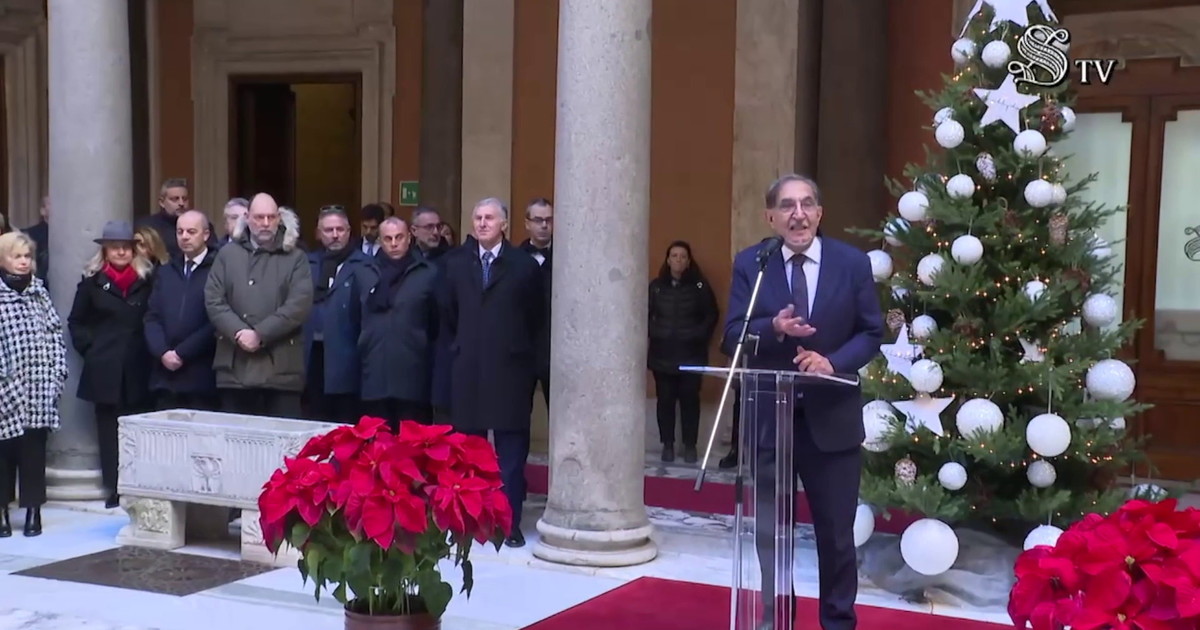 La Russa ai dipendenti del Senato "Un orgoglio lavorare per il Paese ...