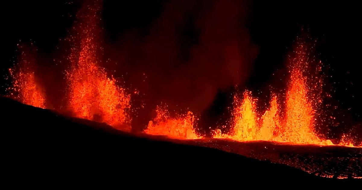 Islanda, un'eruzione vulcanica scuote il Paese: stato di emergenza a ...
