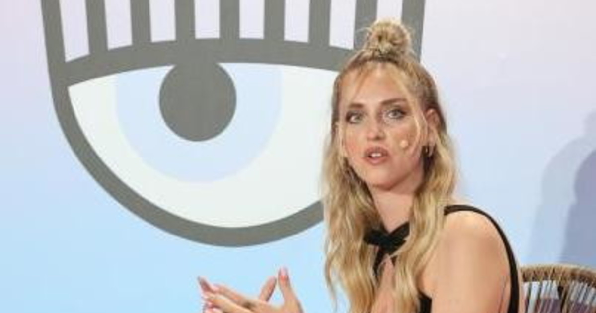Chiara Ferragni, "pietra tombale" sul tocco magico: il meme di Taffo ...
