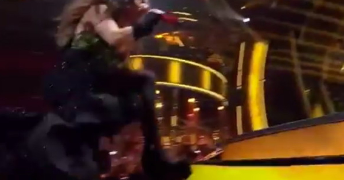 Angelina Mango, la caduta sul palco: imprevisto a Sanremo – Il Tempo