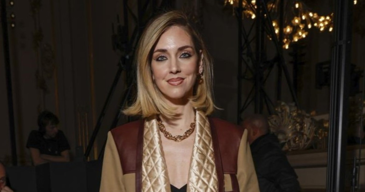 Chiara Ferragni clown in copertina, è bufera. Selvaggia Lucarelli: "Chi ...