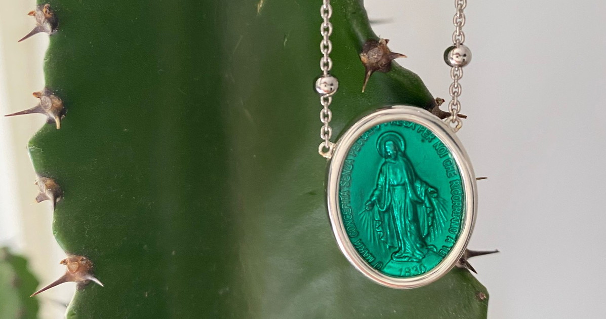 Il lusso della spiritualità nei gioielli di Elena Braccini – Il Tempo