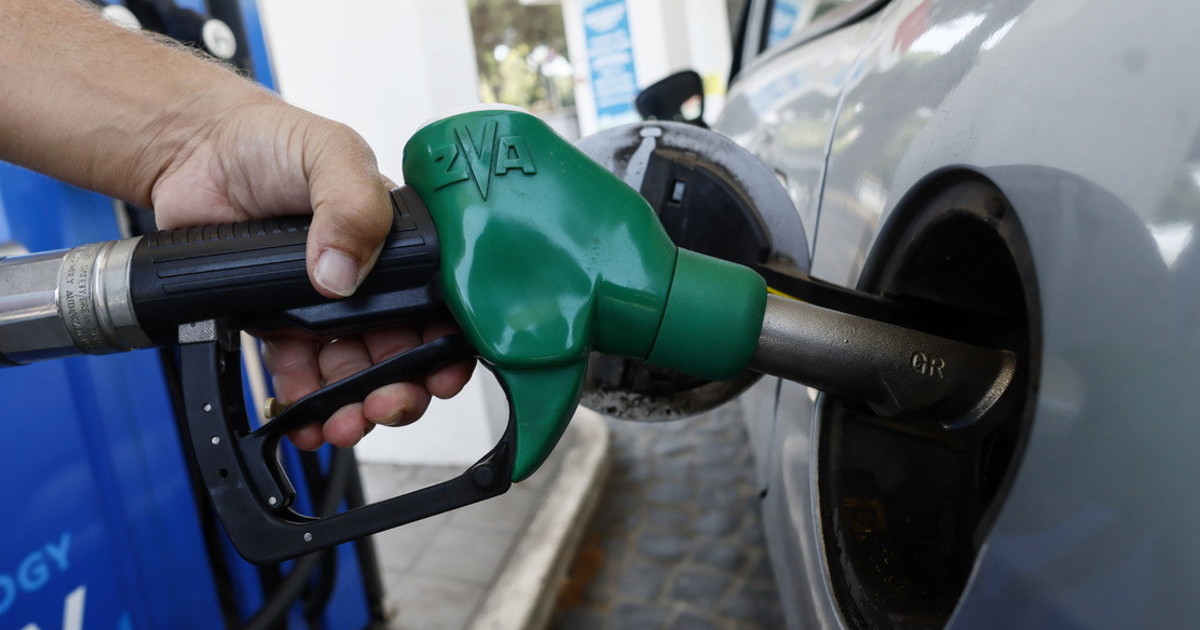 Prezzi benzina, movimenti per diesel e verde: quando conviene fare il ...