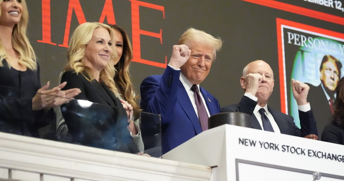 Meloni "persona e leader fantastica", Trump fa impazzire la sinistra ...