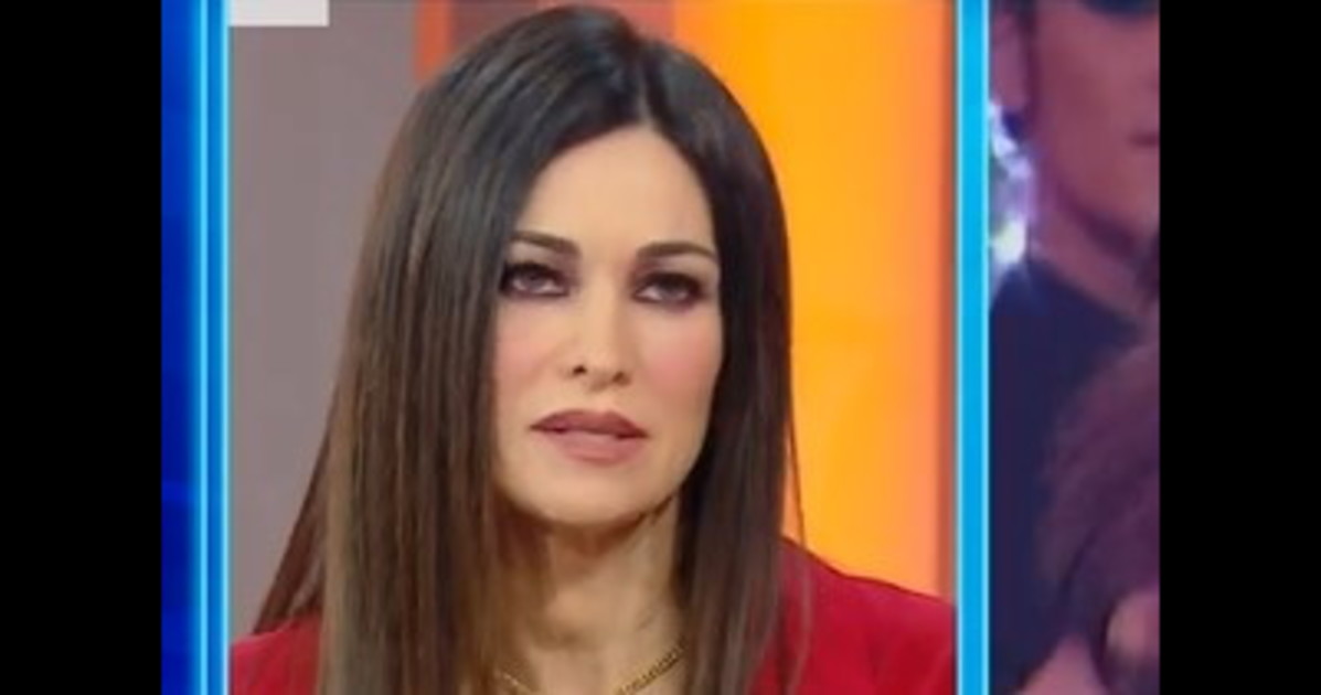 Manuela Arcuri: "Si sapeva che aveva un debole". La rivelazione su Francesco Totti – Il Tempo