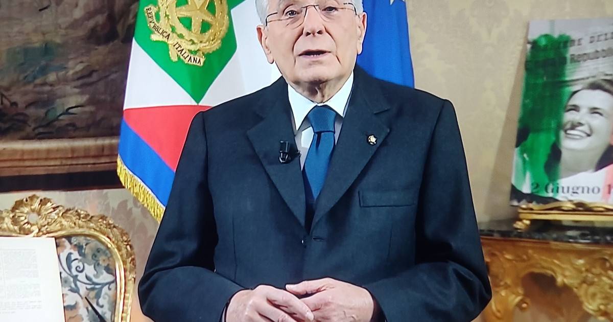 Mattarella celebra gli 80 anni della Repubblica: "La democrazia più ...